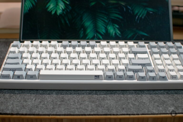 NiZ X99/X99 Pro 実機レビュー。テンキー有りのコンパクトな、静電容量無接点方式のキーボード【PR】 | きのつよ