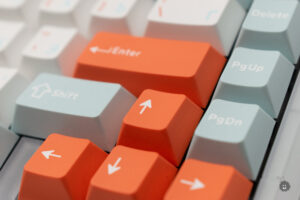 INFI75 Liteレビュー。欲しい機能が大体揃った、オシャレなメカニカルキーボード！【PR】 | きのつよ